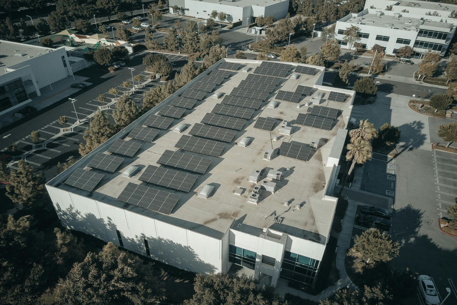 Best Commercial Solar Companies in California | ArchitectureCourses.org