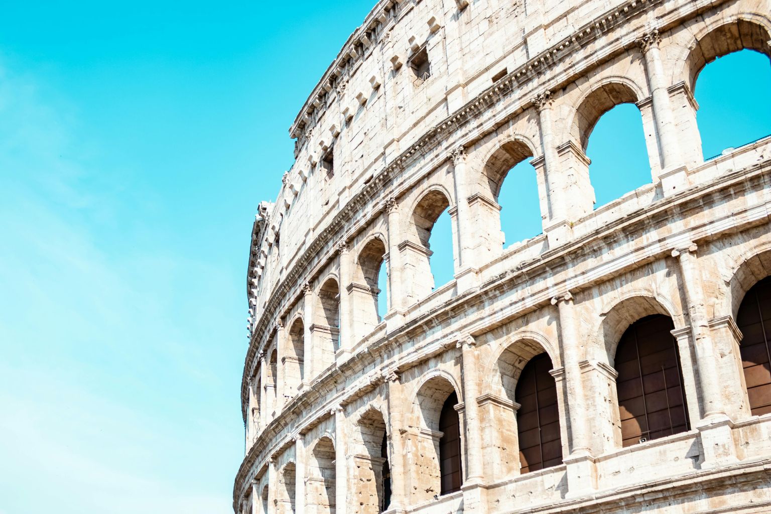 Classical Architecture: History, Key Features, Famous Buildings, and ...