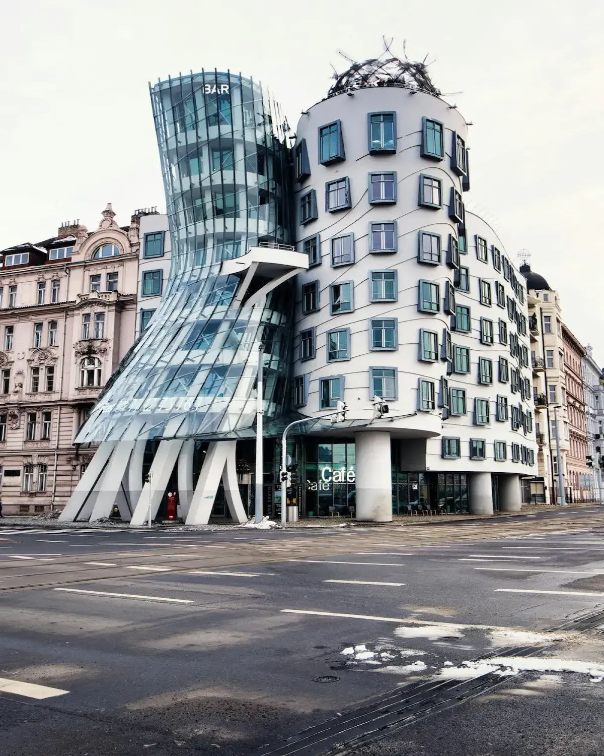 World’s Strangest Buildings | Bizarre Designs That Defy Logic ...