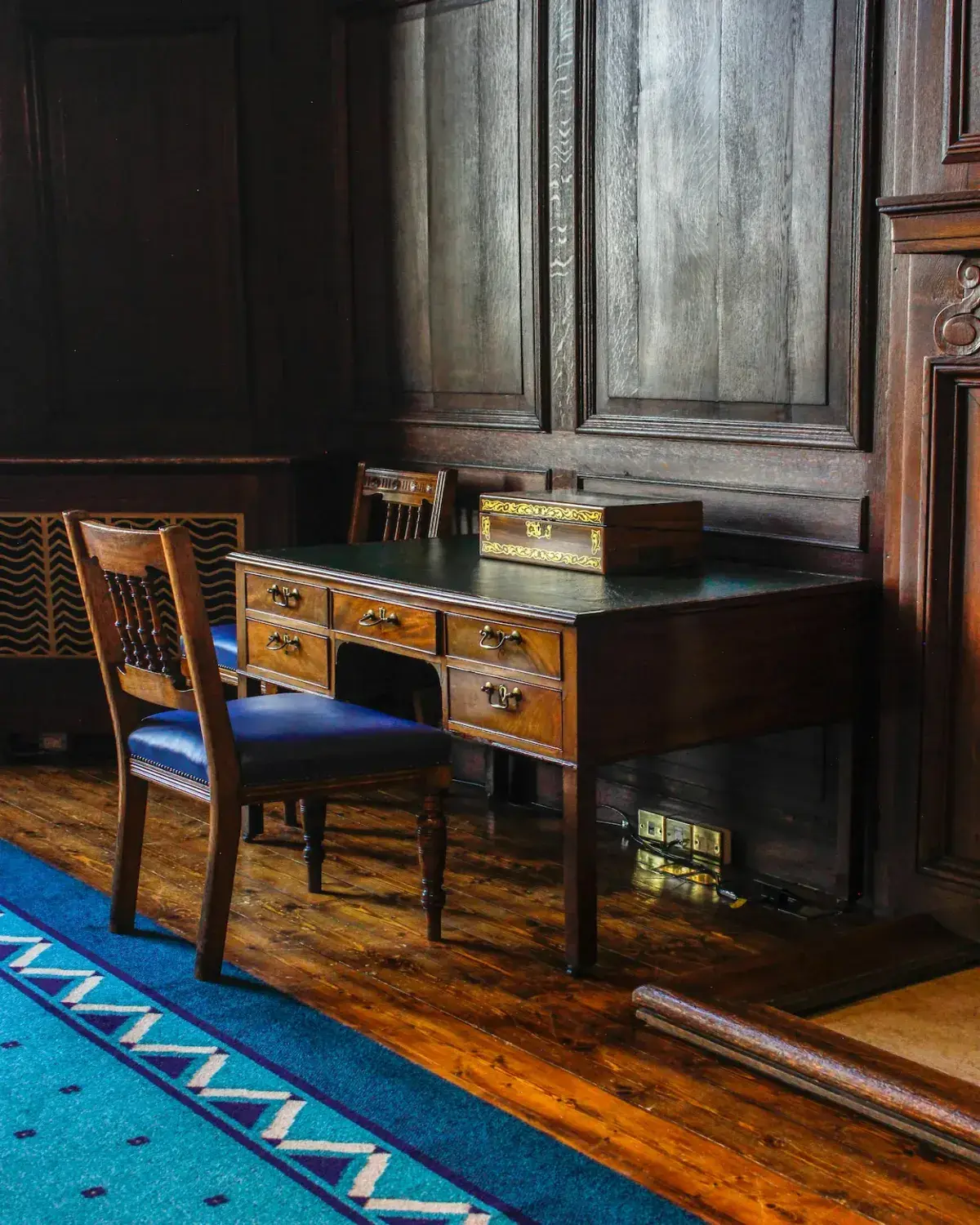 Physical Properties of Mahogany Wood: Strength, Density & Durability ...